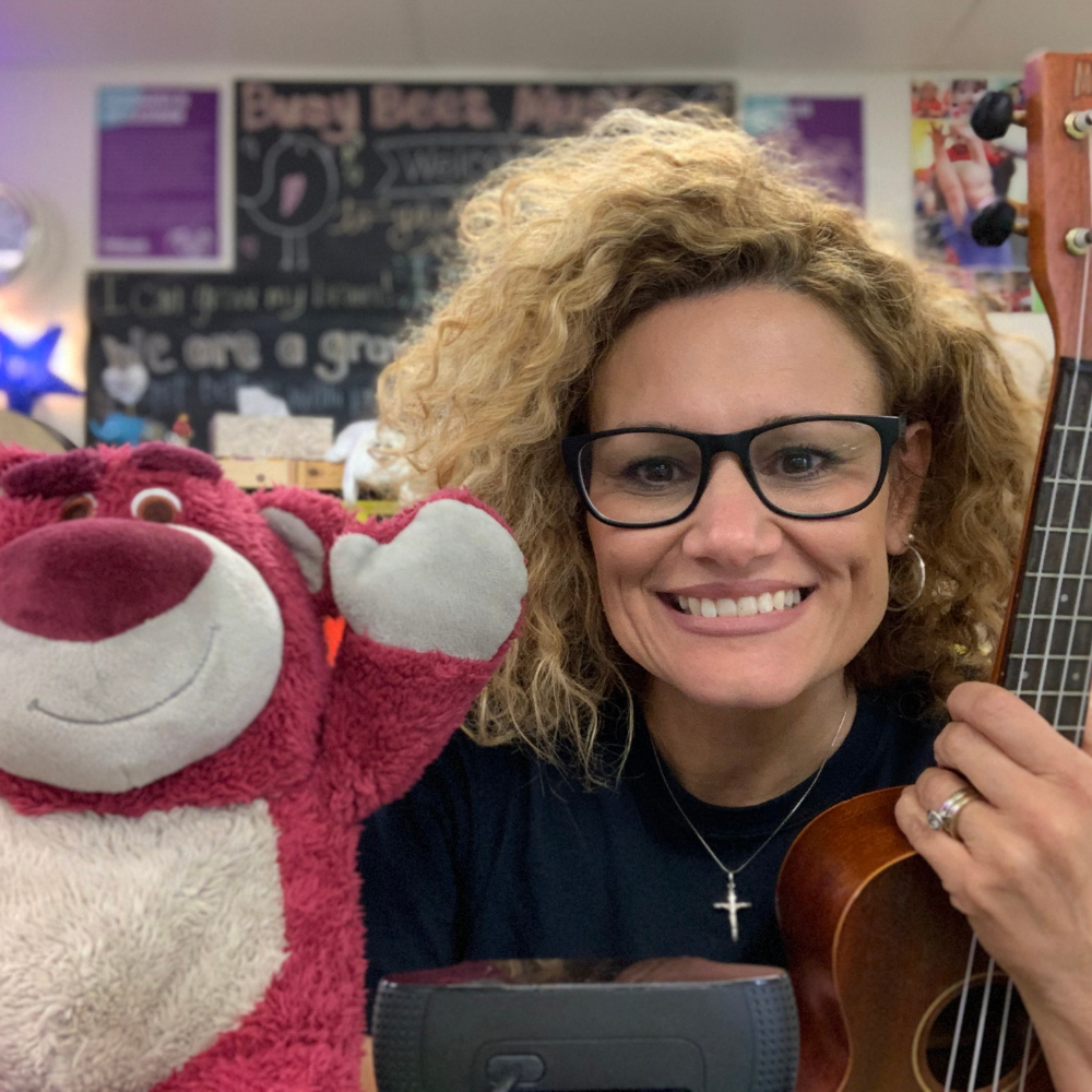Busy Bees Music: brain growing music classes and educational toys
